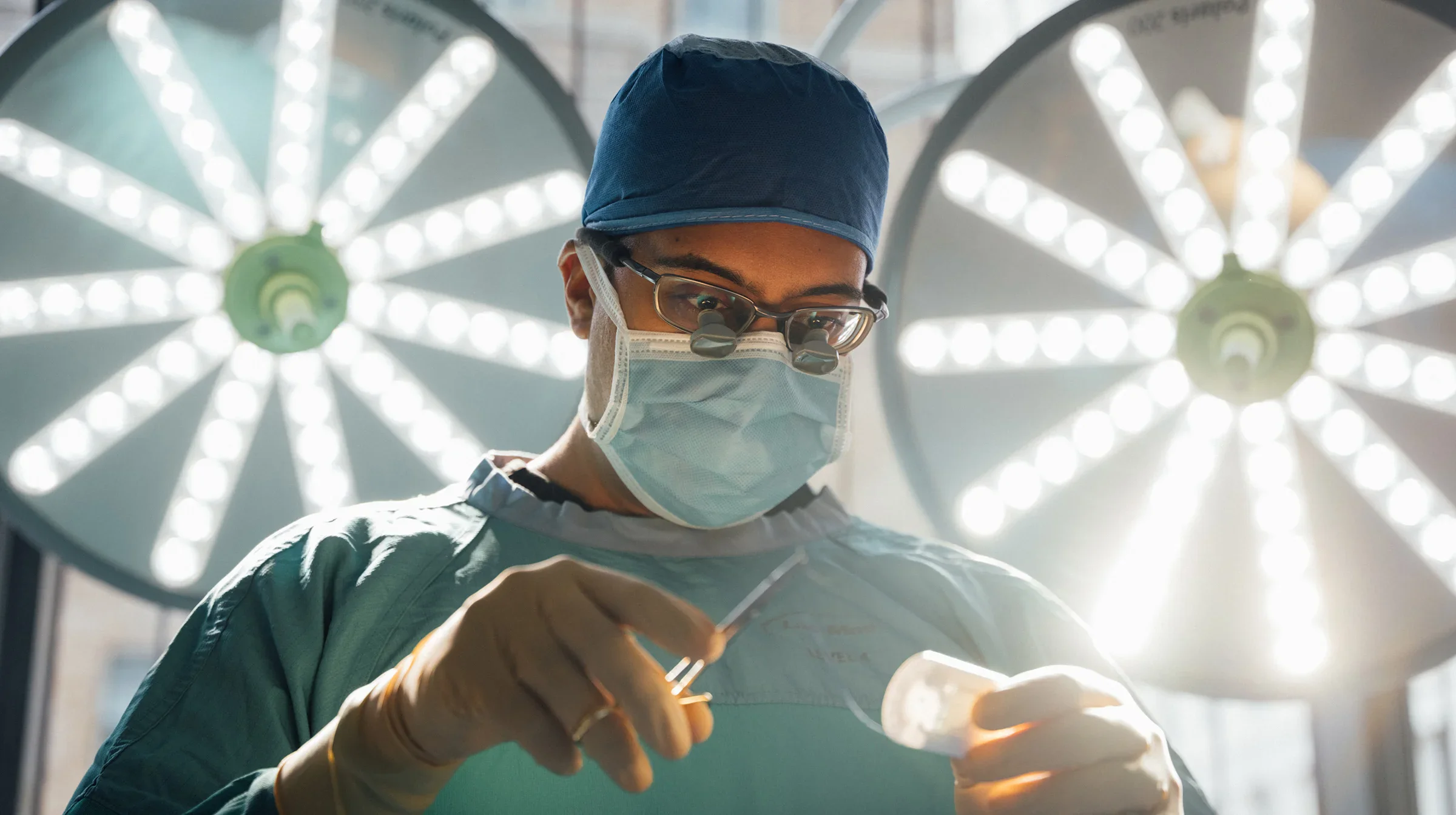 Ear Lobe Repair Before and After Photos | Dr. Asif Pirani | Toronto